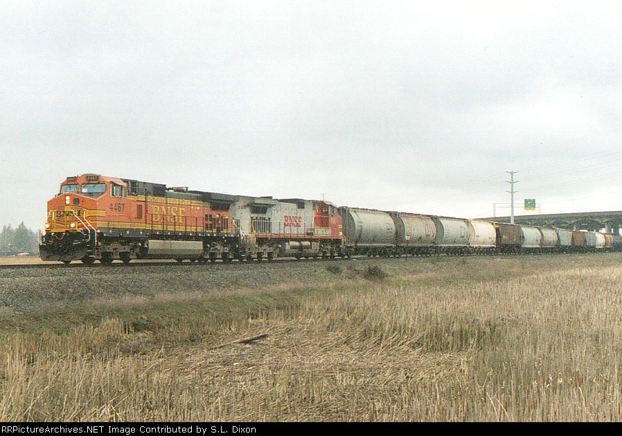 BNSF 4467 South